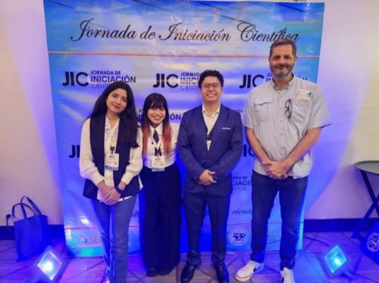 UpInforma - Equipos de la Facultad de Arquitectura y Diseño rumbo a la JIC Nacional 2025